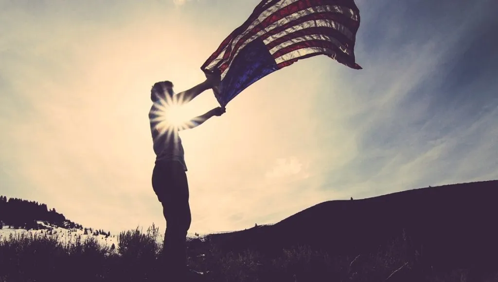 Co musíte dnes vědět (7. ledna): Buy America! - Investiční web